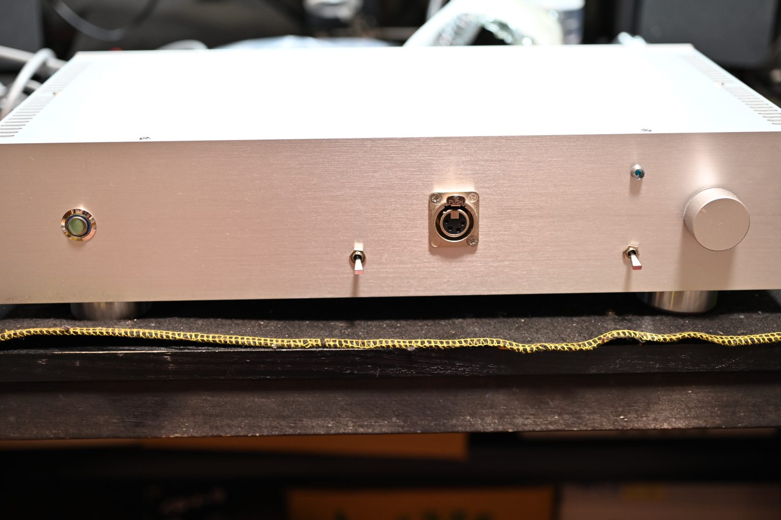 無帰還A級ディスクリートヘッドホンアンプ HPA-1000 ・・・はらわた | Robert Schumann Homepage by n'Guin